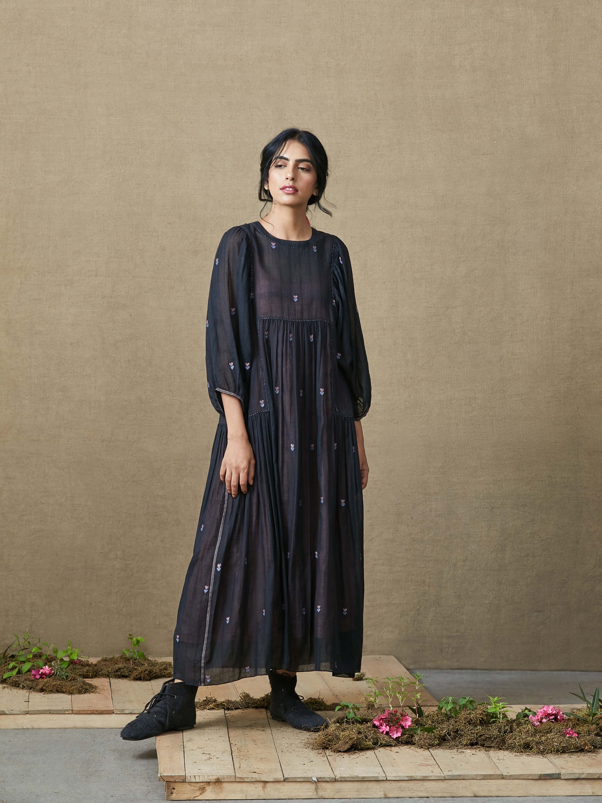 Thoughts In Ink Dress: Embrace Effortless Style - Buna Studio