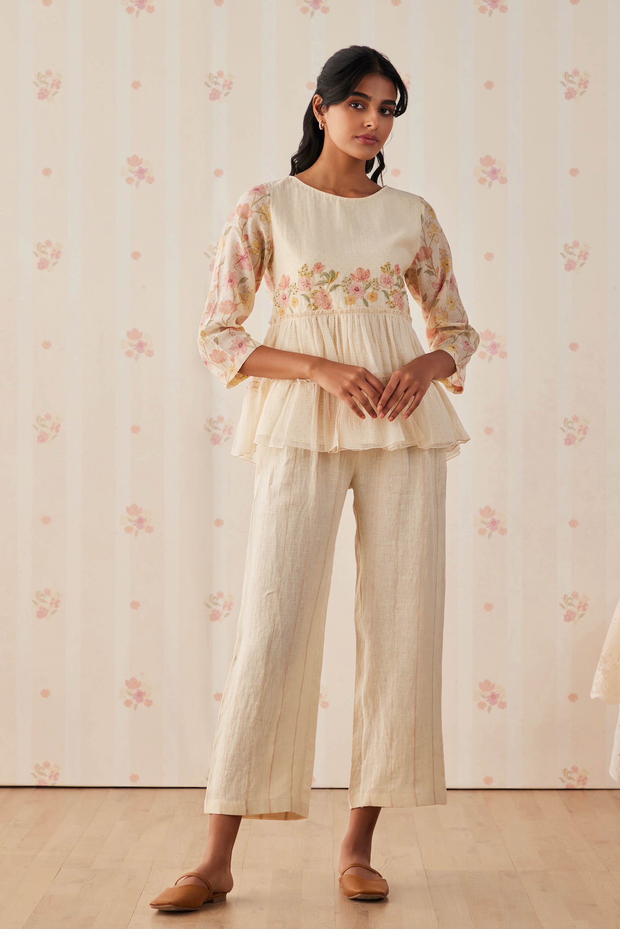 Lotus Blossom Pants: Chic Linen Pants With Vintage Flair