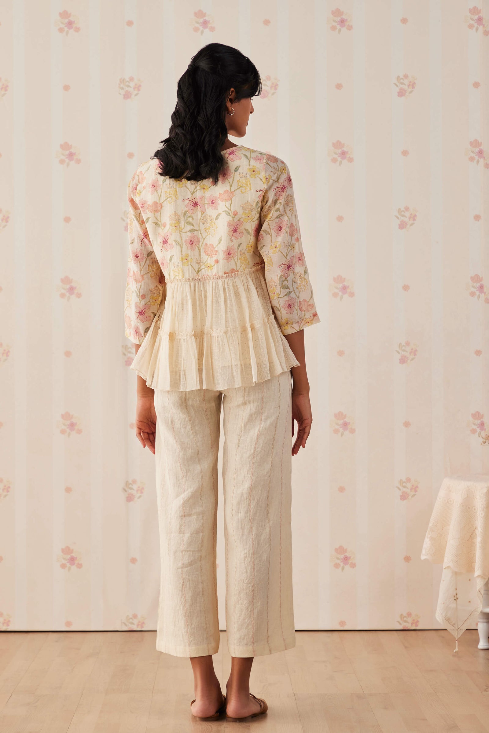 Lotus Blossom Pants: Chic Linen Pants With Vintage Flair