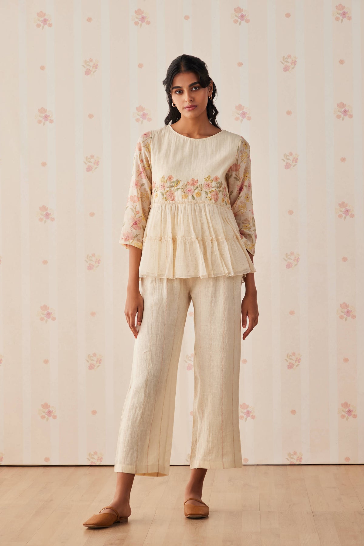 Lotus Blossom Pants: Chic Linen Pants With Vintage Flair